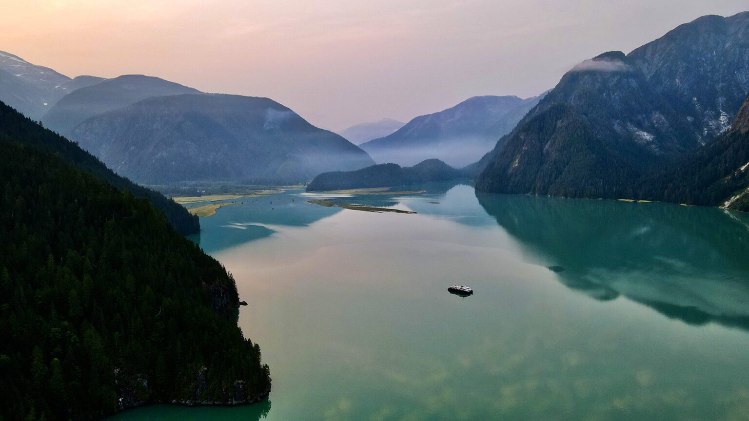 Expedition Cruises in Alaska and BC | Maple Leaf Adventures